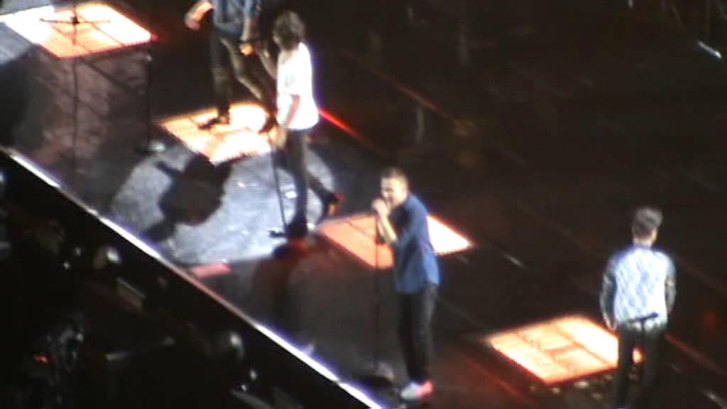 One Direction - Rock Me - O2 Arena April 1st 2013 - YouTube