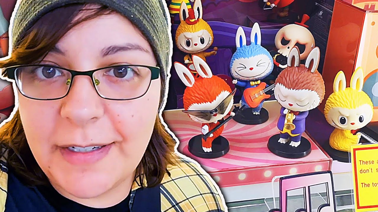 PLUS SIZED CLOTHES? 3 Days in Japan with anime & Figurines! Vlogmas ...