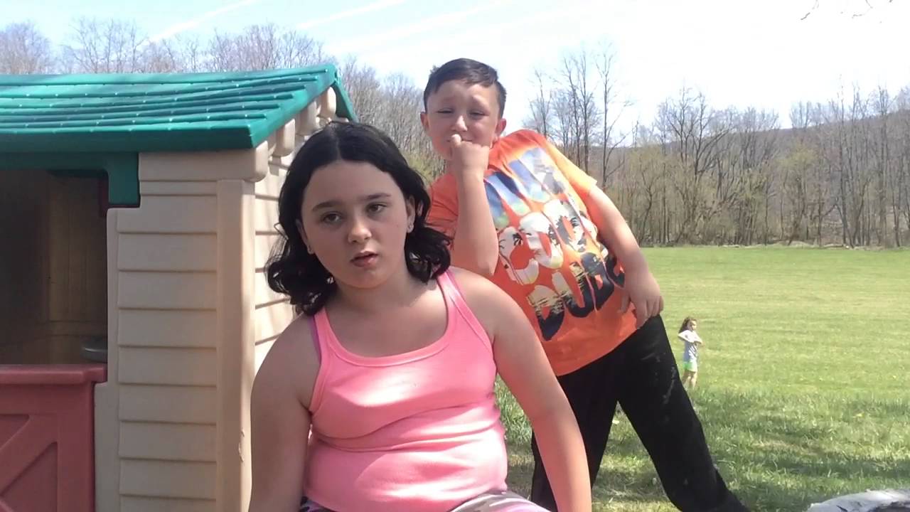 Dumb challenges - YouTube