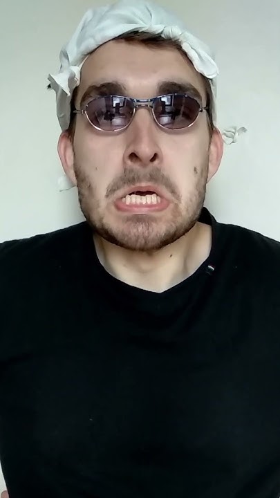 Something wrong with Monty Python's intro - YouTube