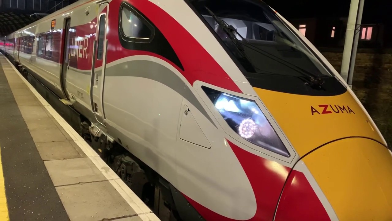 LNER azuma departing Darlington for Edinburgh Waverley - YouTube