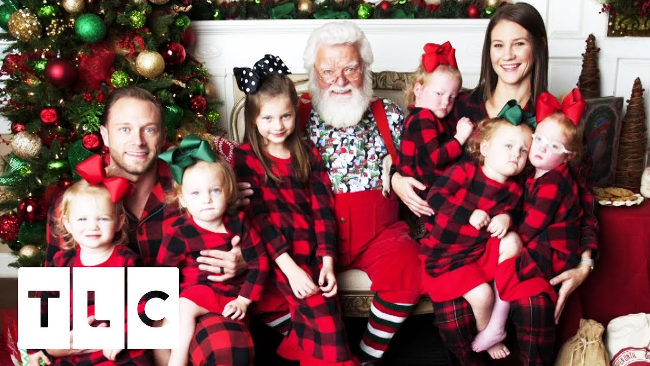The Quints Break Down In Tears When They Meet Santa! | Outdaughtered ...
