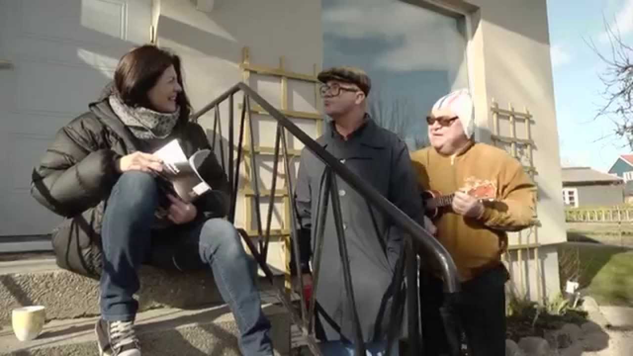 Earth Hour 2015: Kai & Kai klikkær med Marianne - YouTube