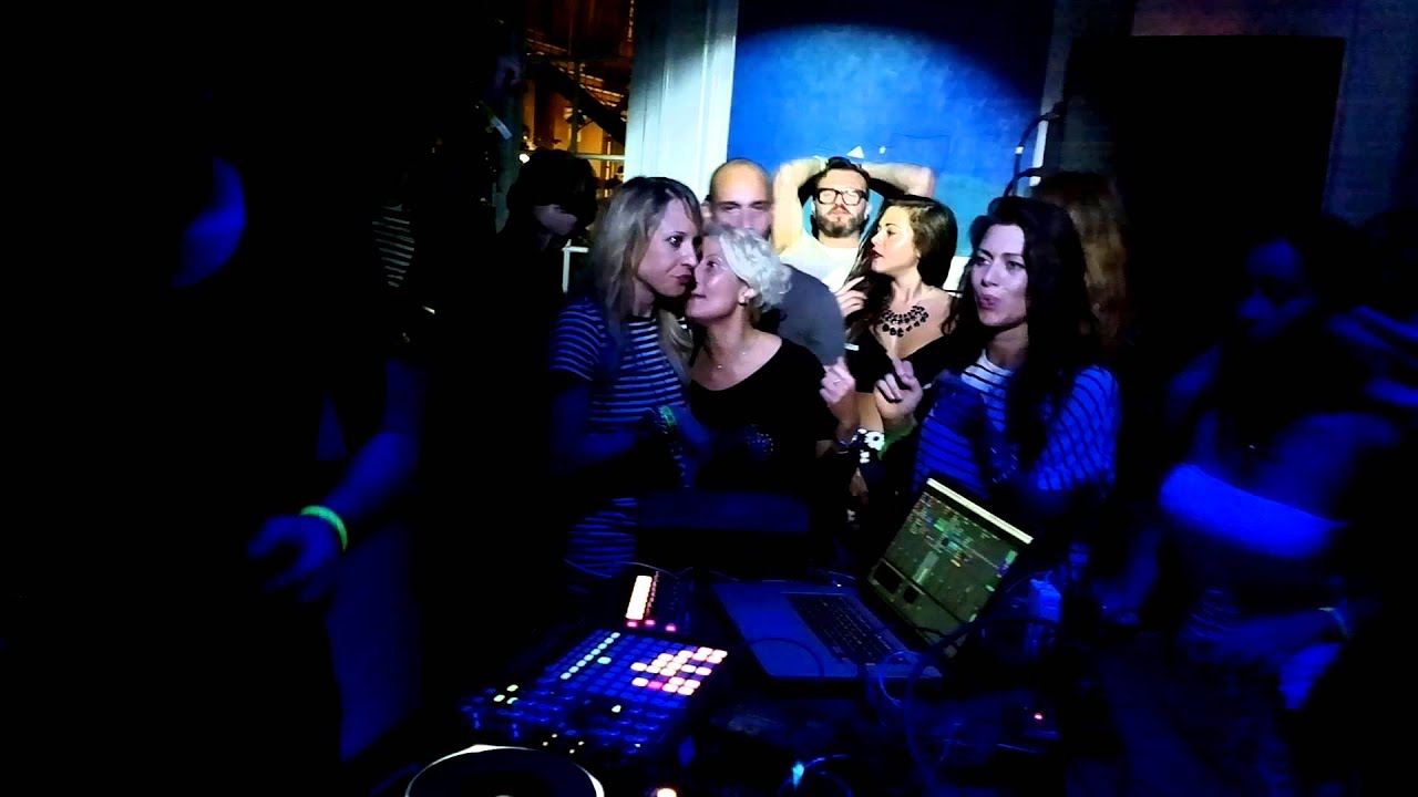 Ame live closing track @Cirq - YouTube