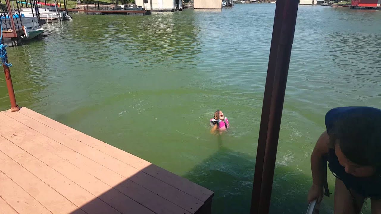 Best Little Diver - YouTube