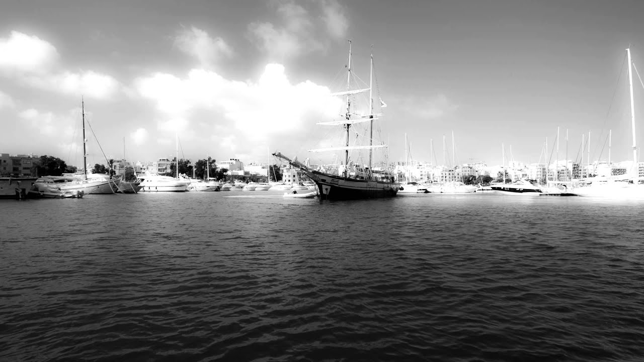 Berthing a 39 metre Tall Ship - Florette - YouTube