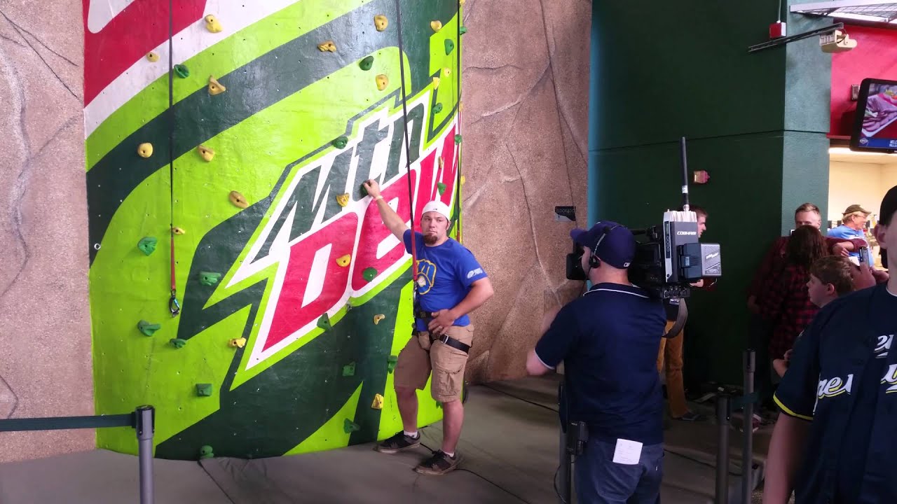 Dew deck rock climb - YouTube