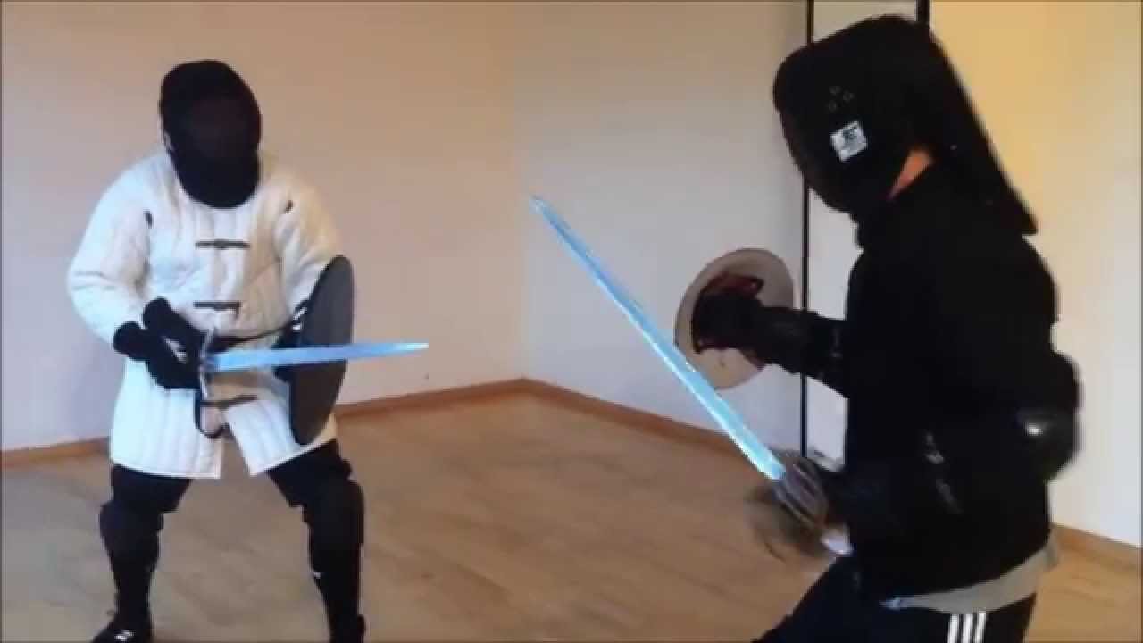 Scorners of Death: Scottish Medieval Sword & Targe vs Broadsword ...