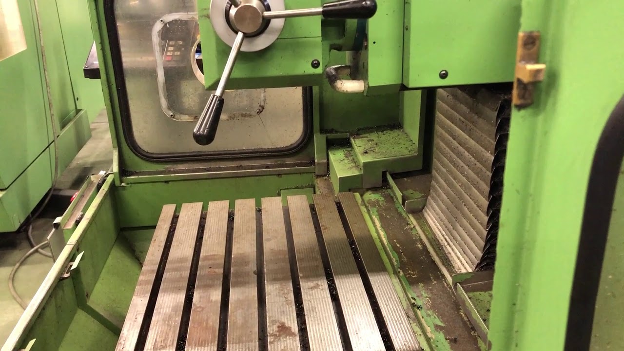 Deckel FP3NC - YouTube