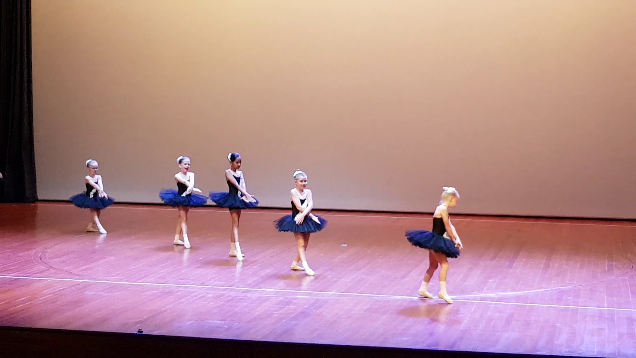 Roos ballet 2018.3 - YouTube