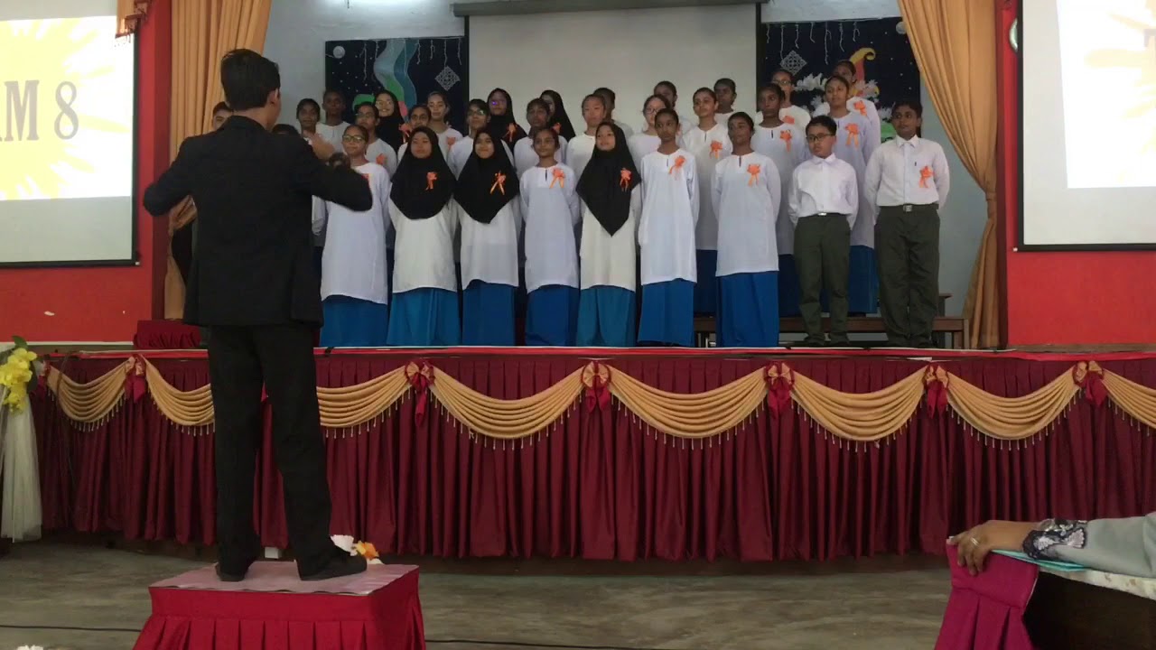 SMKDOB CHORAL SPEAKING TEAM 2018 - YouTube