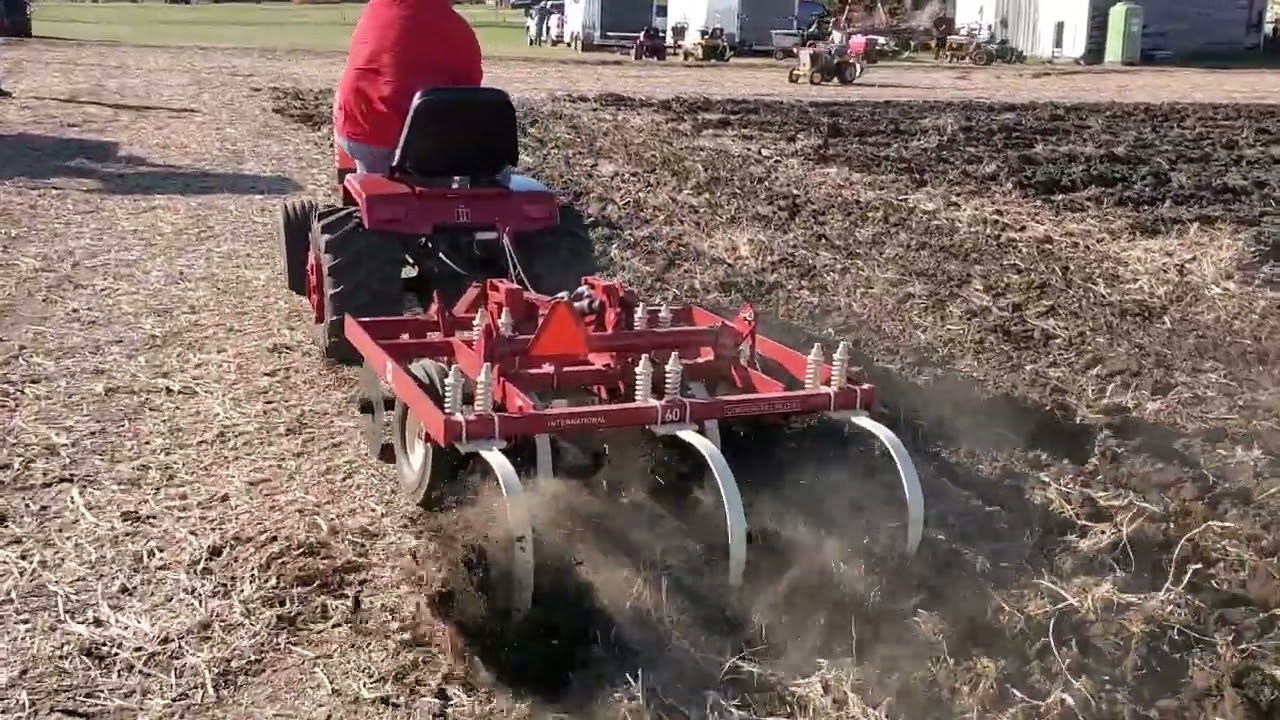 1/2 Scale IH chisel plow and turbo diesel Cub Cadet. - YouTube