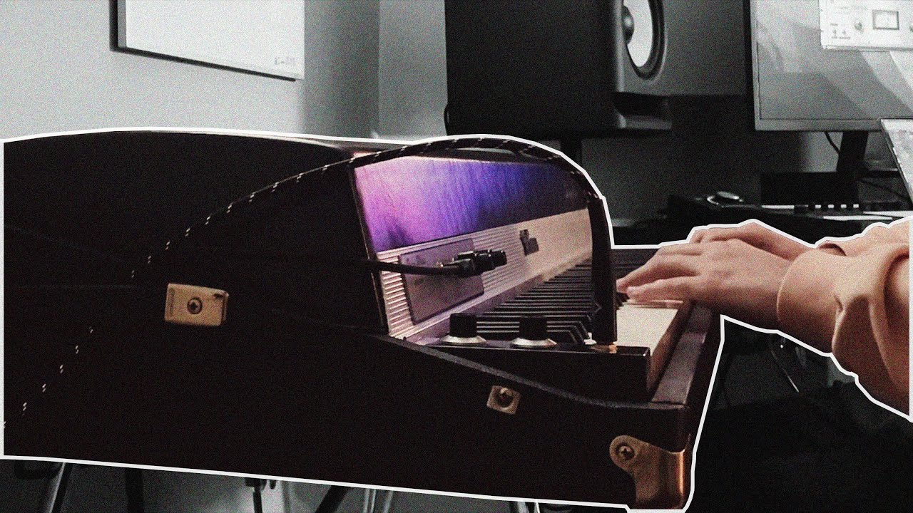 My 1973 Fender Rhodes MK1 • RetroFlyer Preamp w/ Stereo Tremolo - YouTube