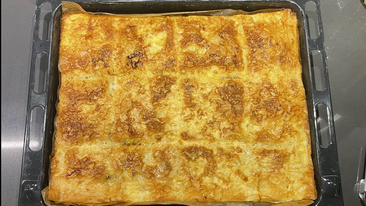 جلاش بالحمه المفرومه Goulash (meat pie with fillo pastry) 4K - YouTube