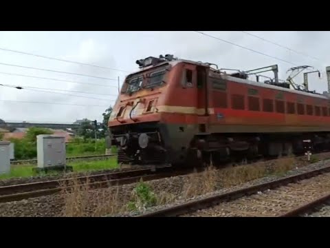 Trivandrum-New Delhi Super Fast Express🚎 Indian Railways - YouTube