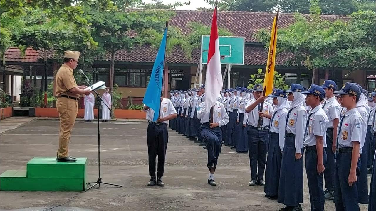 Pelantikan Pengurus OSIS dan MPK SMP NEGERI 1 KEDUNG 2022/2023 - YouTube