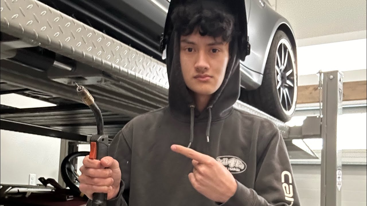 Don’t let 20 year olds Weld Rollcages - Rx7 Rollcage - YouTube