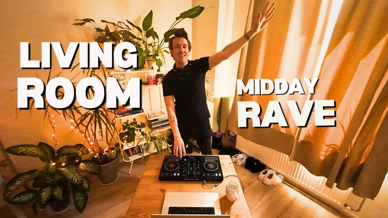Midday Living Room Mix | Cozy Feel-Good House DJ Set - YouTube