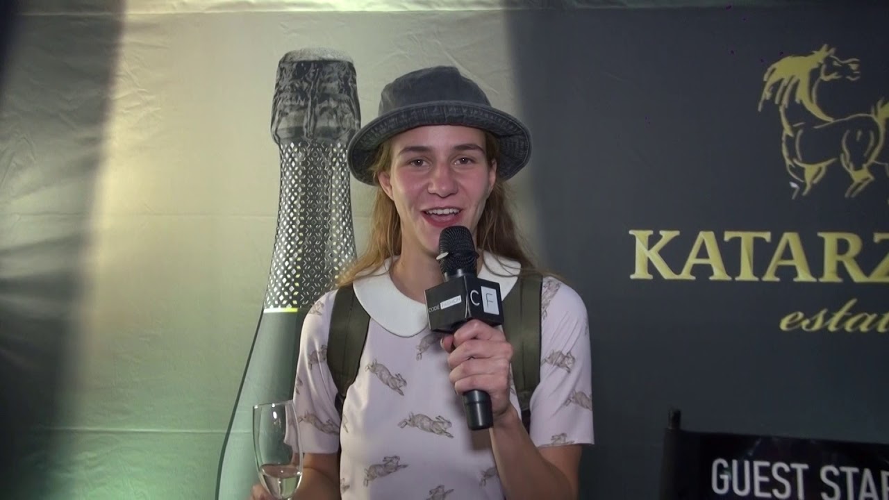 Fashion ID with Vesna Krivocapic i Mila Robert - YouTube