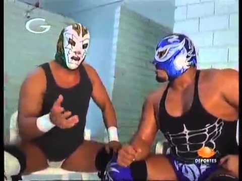 Mexican Women's Tag Team match - YouTube