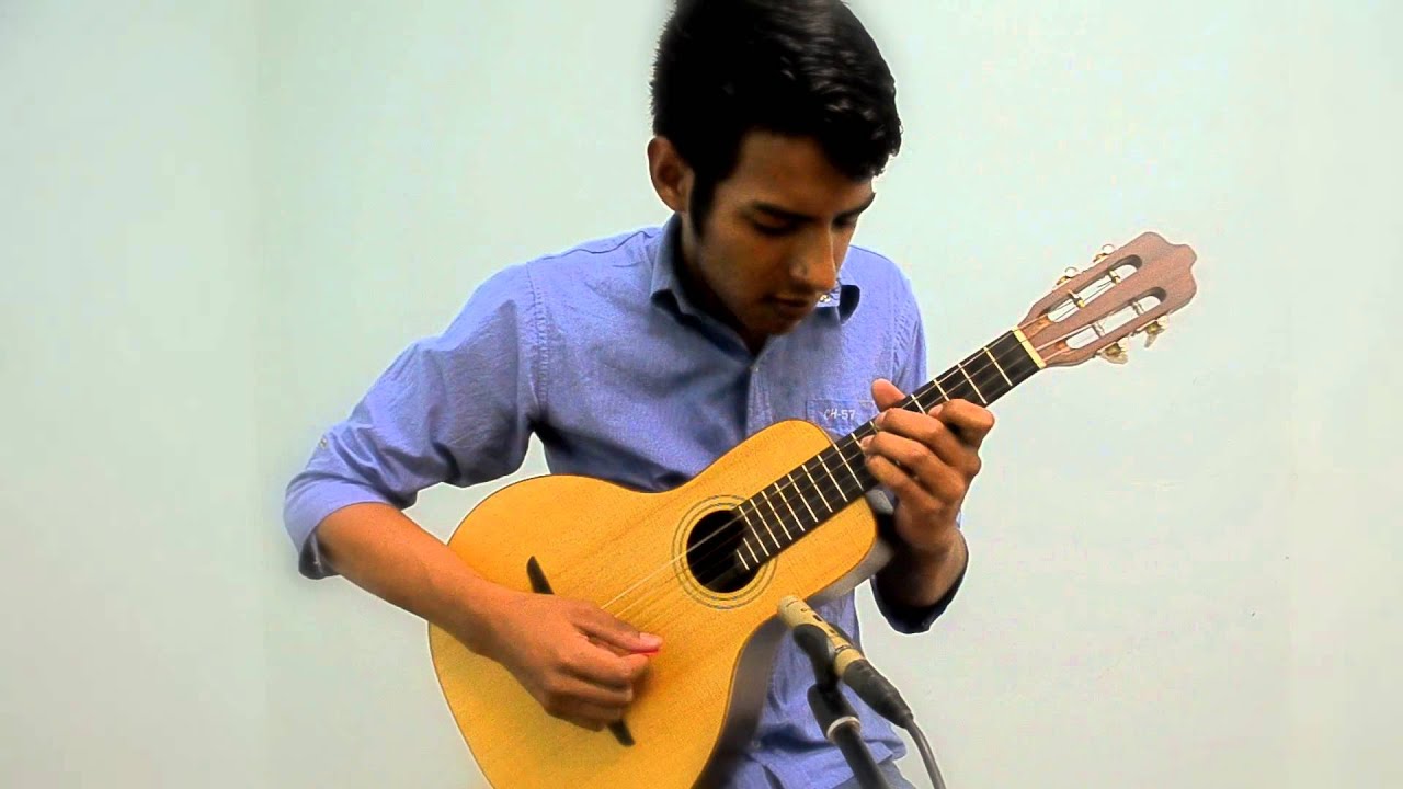 Capricho de Raphael, Hamilton de Holanda performed by Victor Ortiz ...