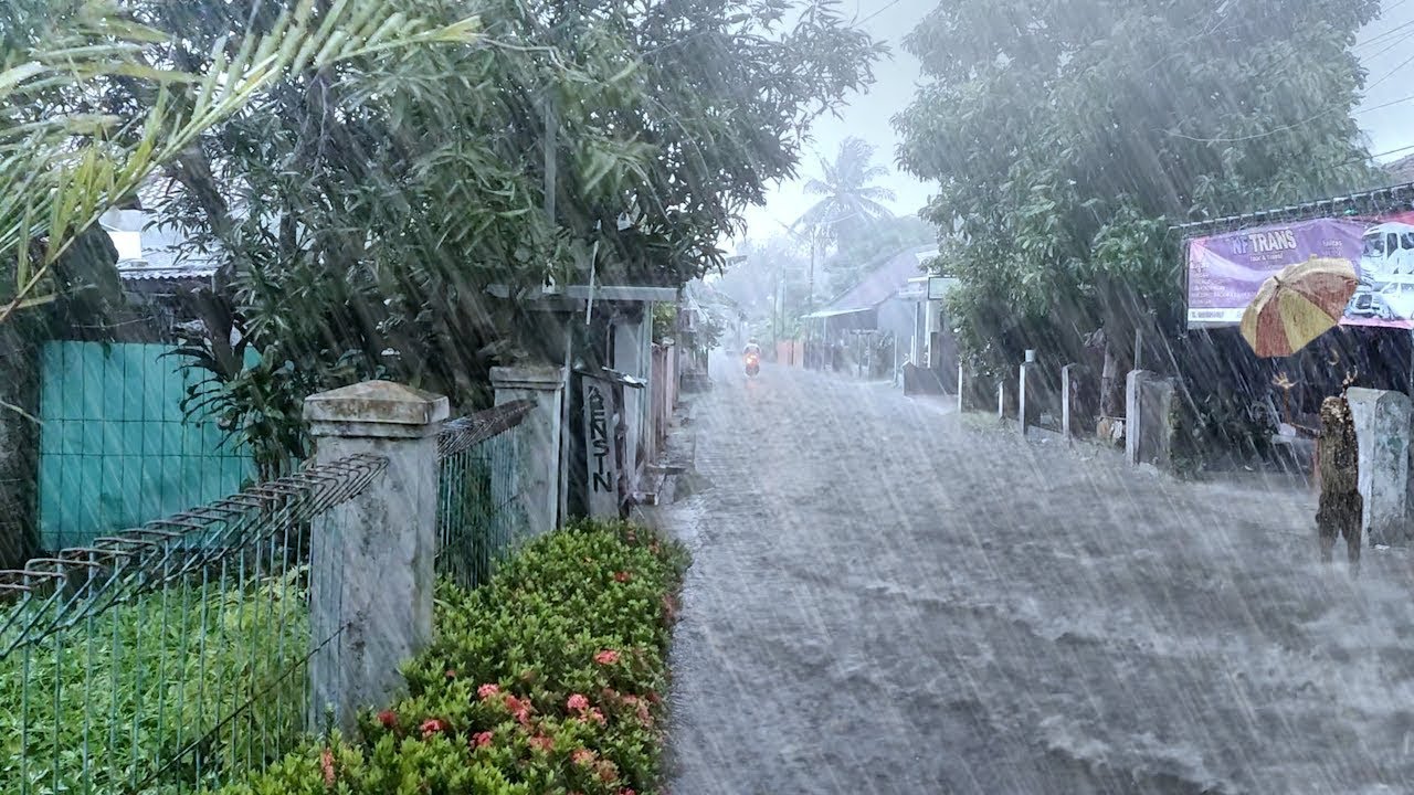 Super Strong Winds | Heavy Rain & Thunderstorms Hit Quiet Village ...