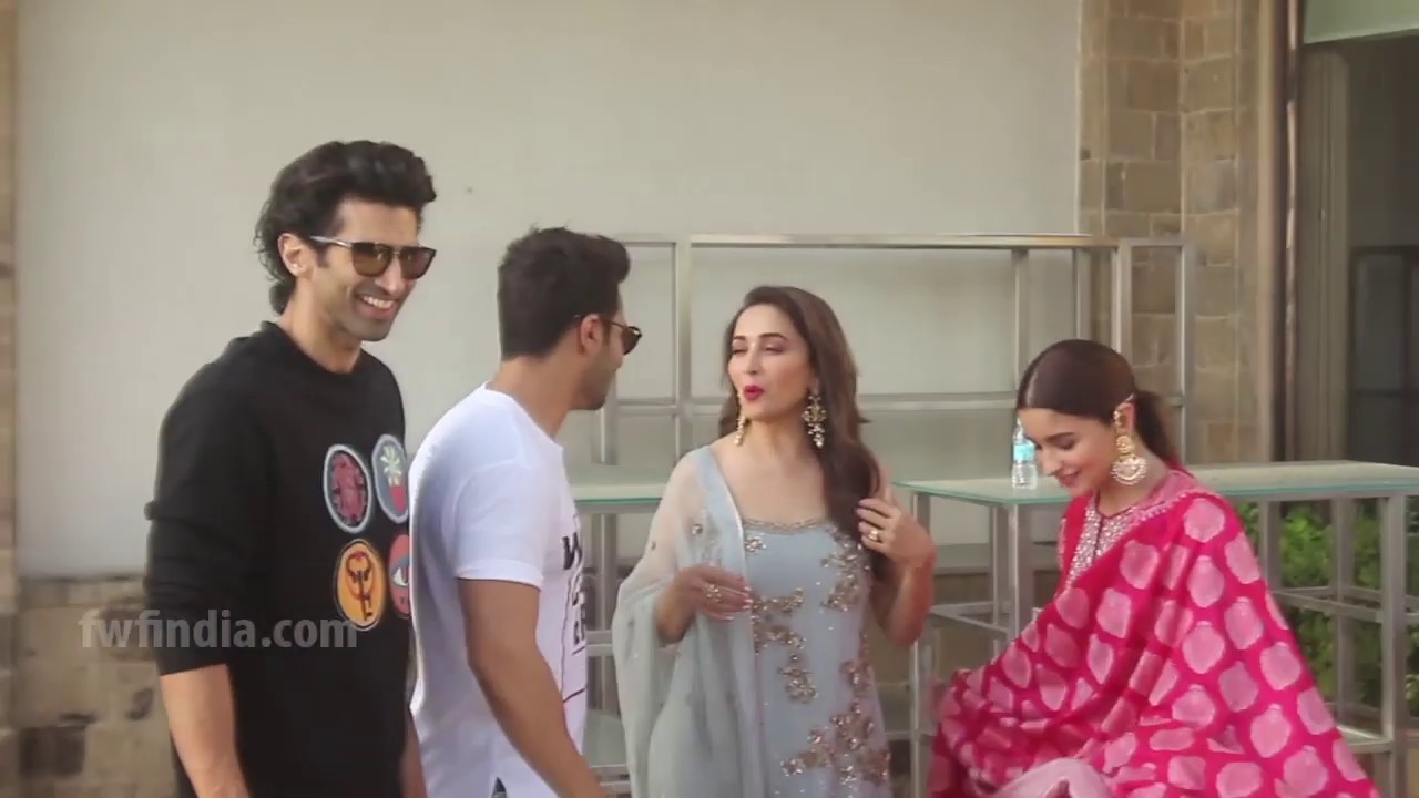 'KALANK’ Team Masti Behind The Scenes | Varun Dhawan, Alia Bhatt ...