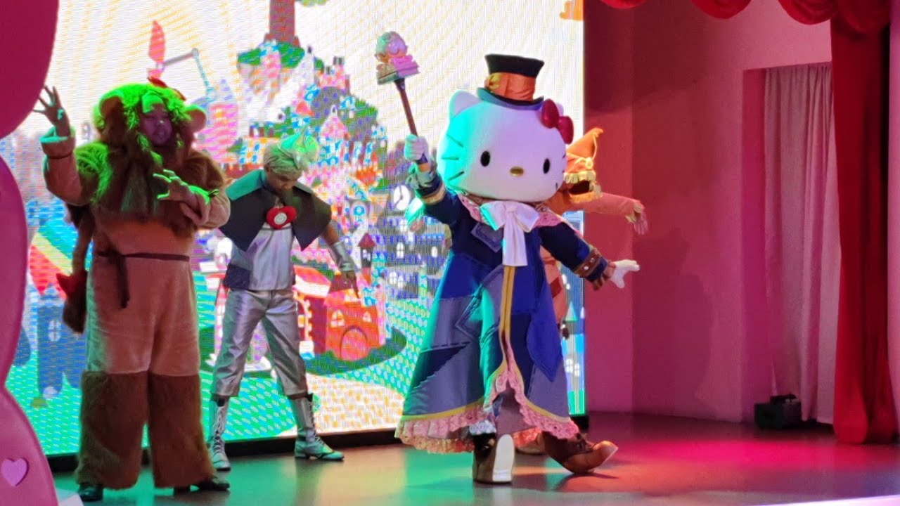 Hello Kitty Live Performance 2019 at Johor Malaysia - YouTube