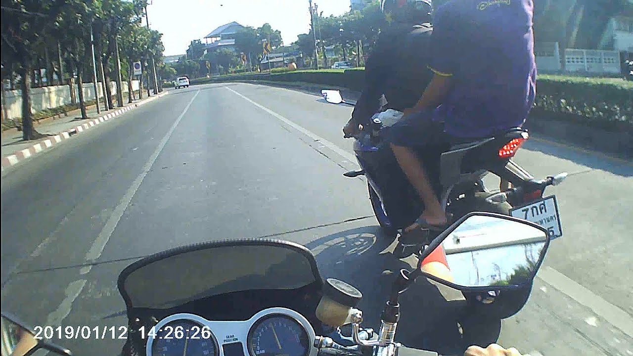 RGV150 ซ้อน2 เจอr15เเซงใกล้ๆแบบนี้ #เก่าเเต่เก๋า. - YouTube
