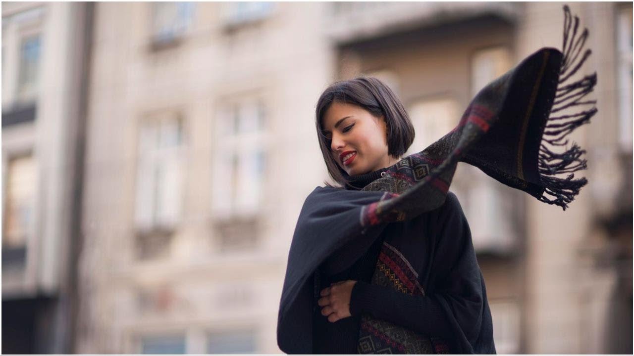 Cómo llevar un chal de fiesta | Lydia Patton - YouTube