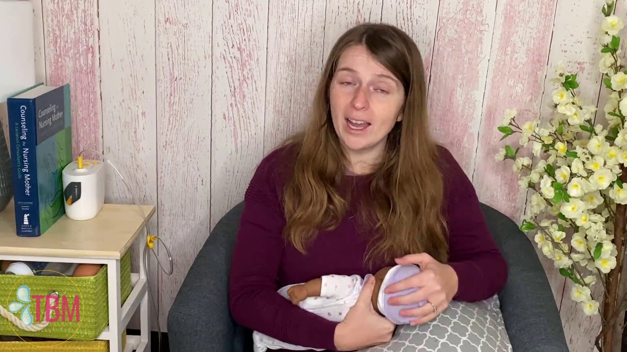 Breastfeeding Positions: The Cross Cradle - Great Newborn Nursing ...