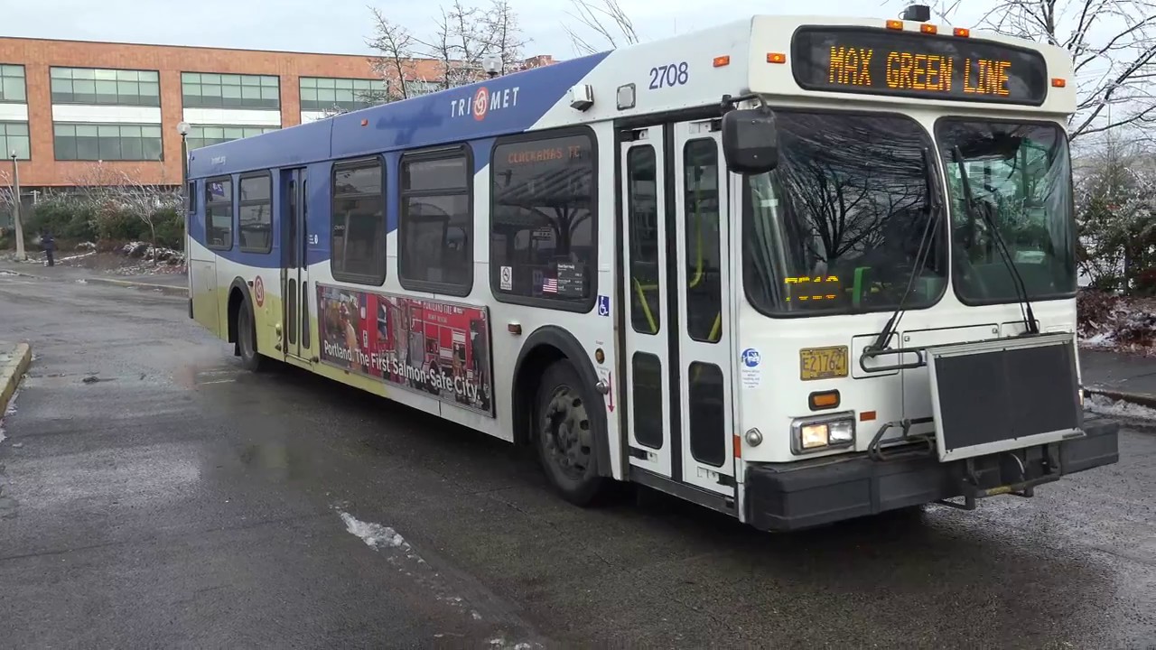 TRI-MET Gateway Transit Center Dec. 10, 2016 Portland, Oregon Part 1 ...