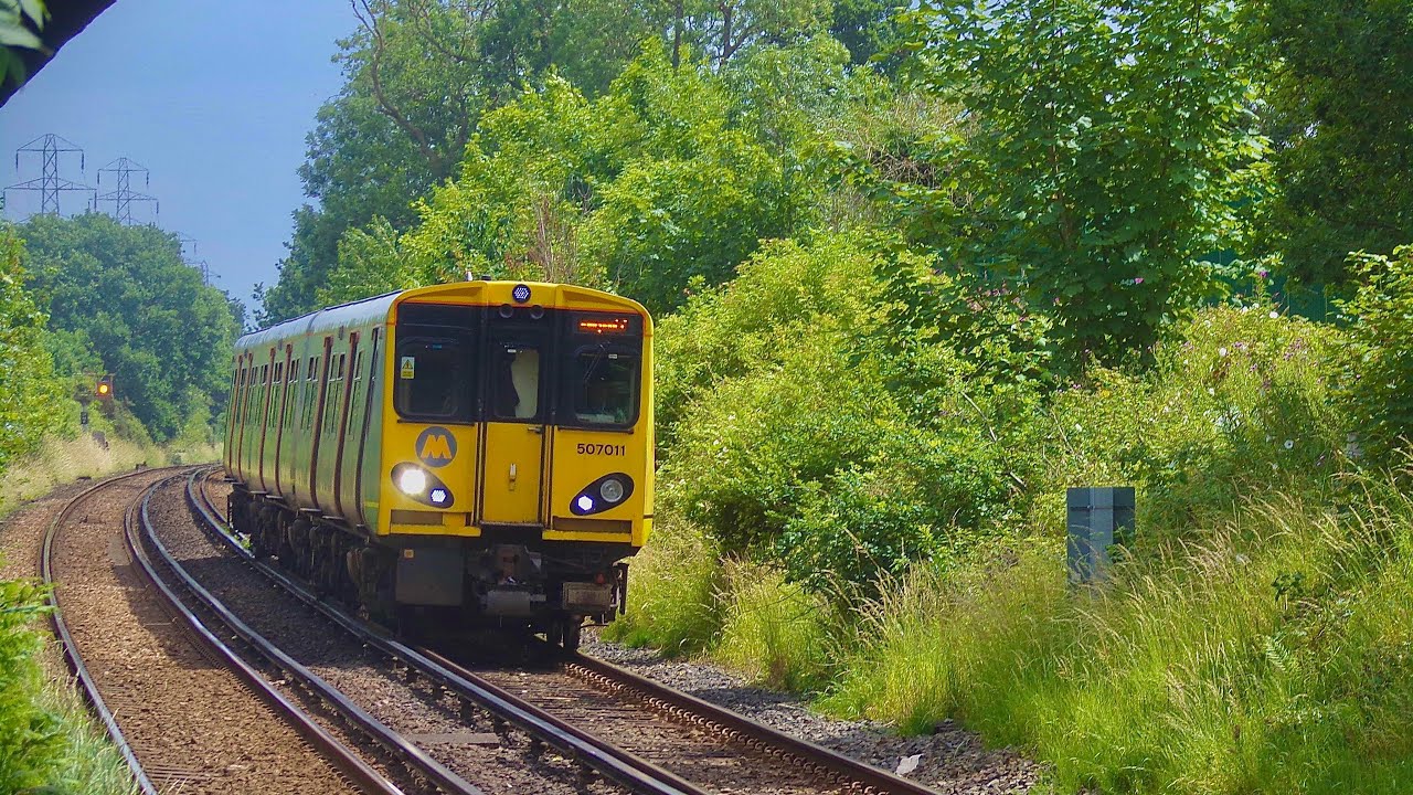 Trains at hooton and capenhurst! - YouTube