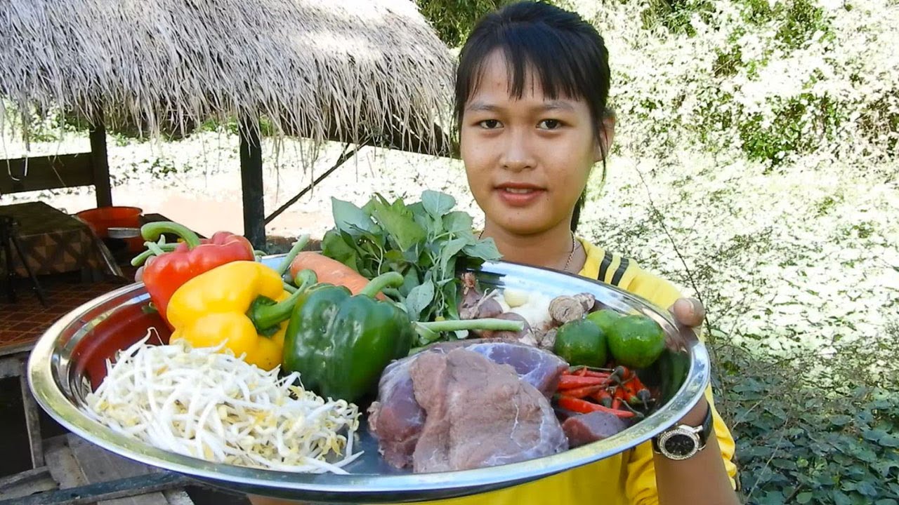Cooking Beef Salad Spicy Taste - Beef Recipe - Cooking With Hanna - YouTube