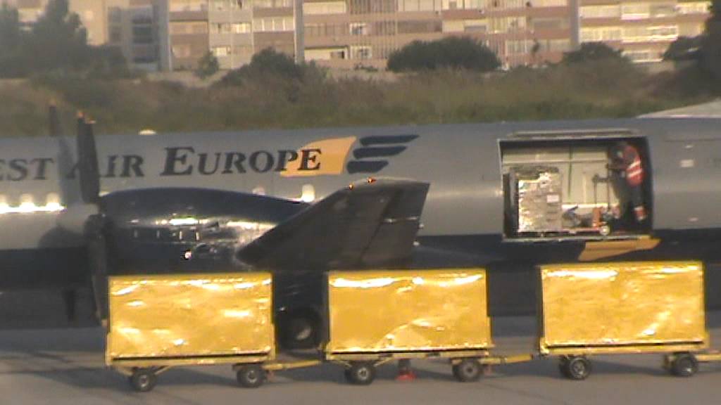 LX-WAE British Aerospace BAe ATP Lisbon International Airport Portugal ...