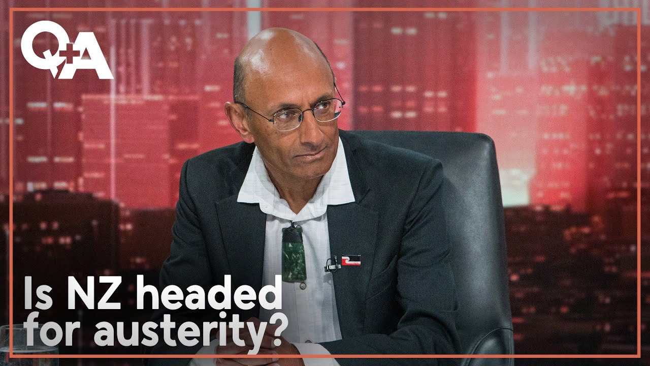 Economist: NZ's private debt more worrying than Govt's borrowing | Q+A ...