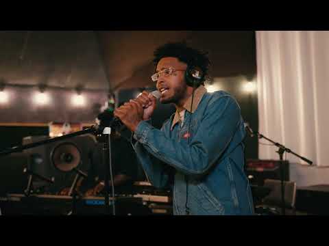 CHiNO - Major Payne (Live Performance)