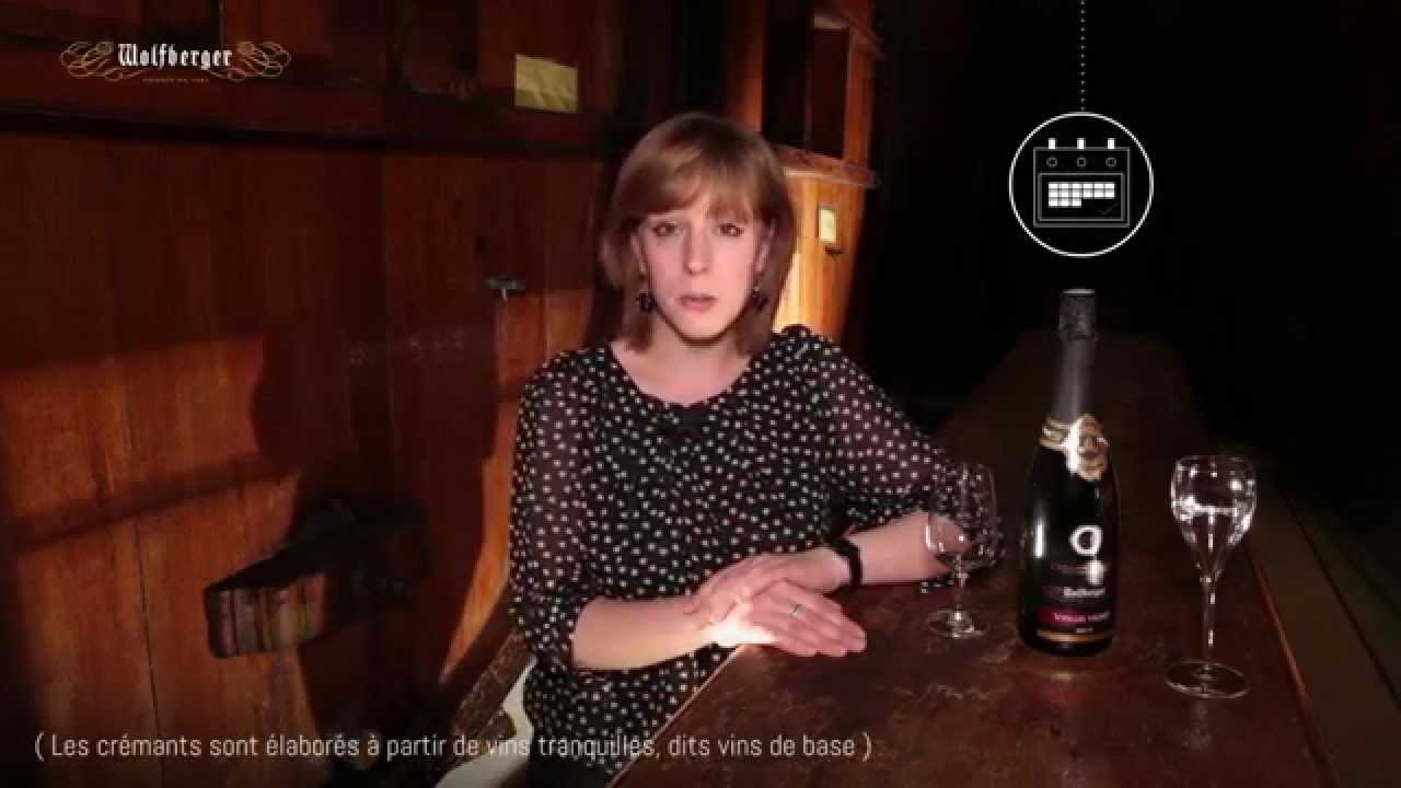 Crémants d'Alsace millésime 2014 de Wolfberger - Déborah RUFFING - YouTube