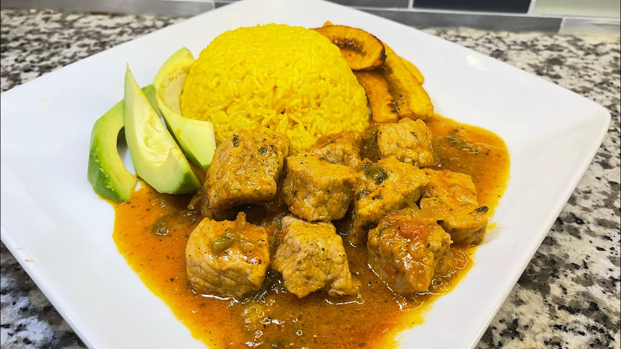 Cómo preparar delicioso seco de chancho/ cerdo - YouTube