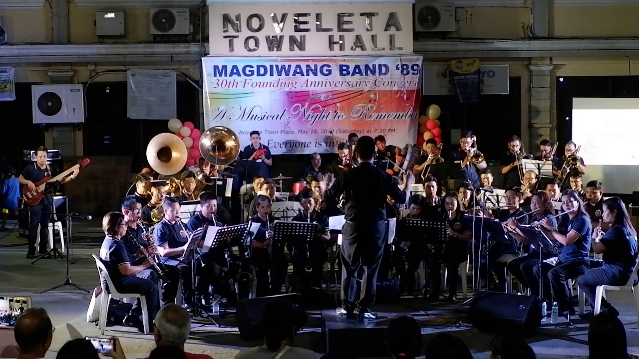 Magdiwang 89 Band (Abba on Broadway) - YouTube