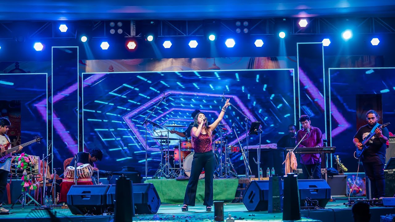 Sagar Kinare | Priyanka Roy | Live - YouTube