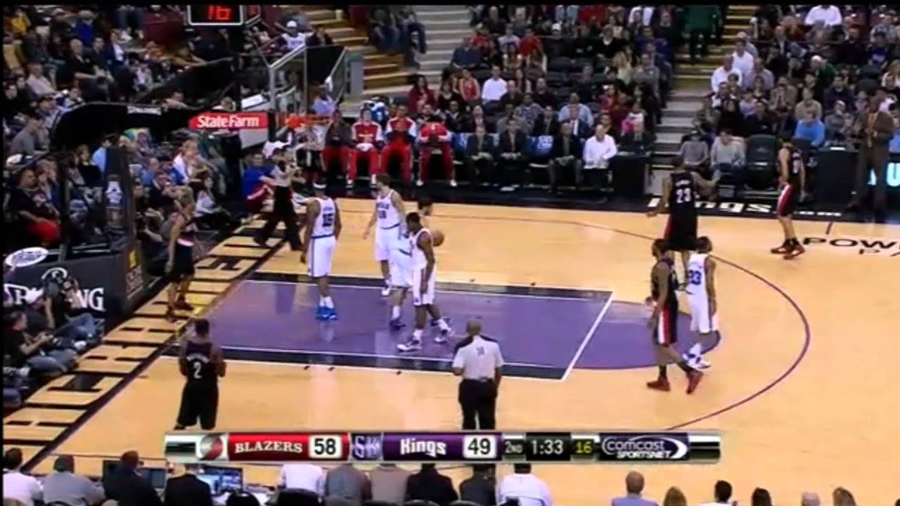 Ticky Tack Foul on Cousins - YouTube