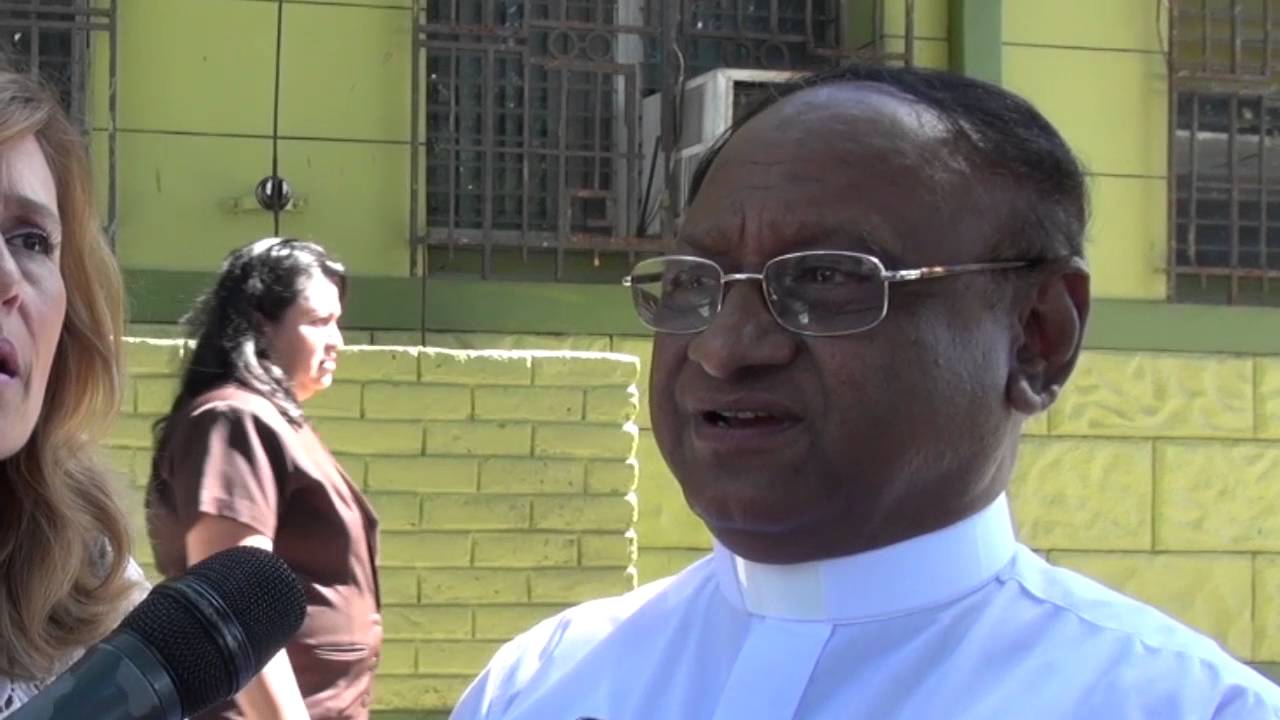 05SEP2016ORACION DE SANACION CON EL PADRE THOMAS MATHEWS - YouTube