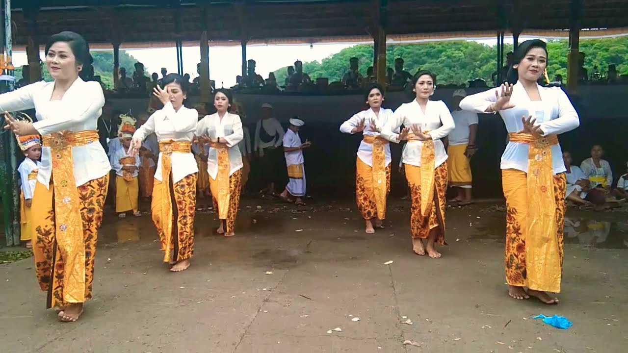 Tari Rejang Renteng 26 Feb 2020 part 1 - YouTube