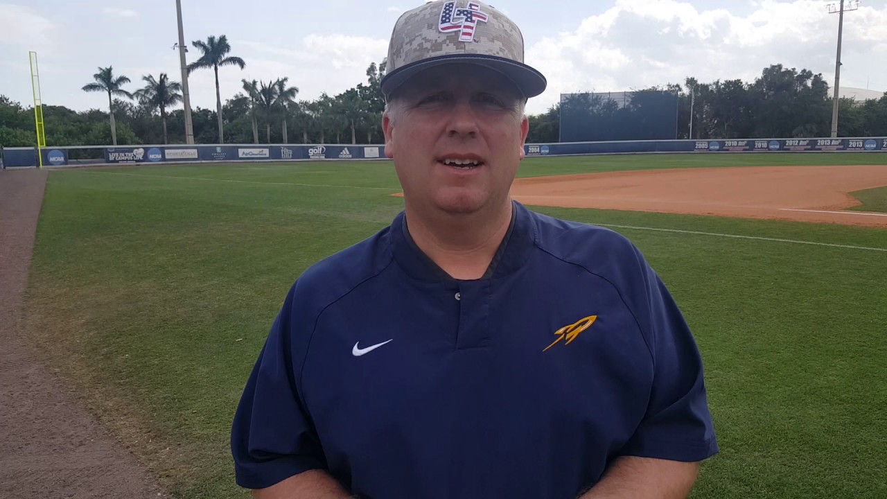 FAU - Head Coach Cory Mee - YouTube