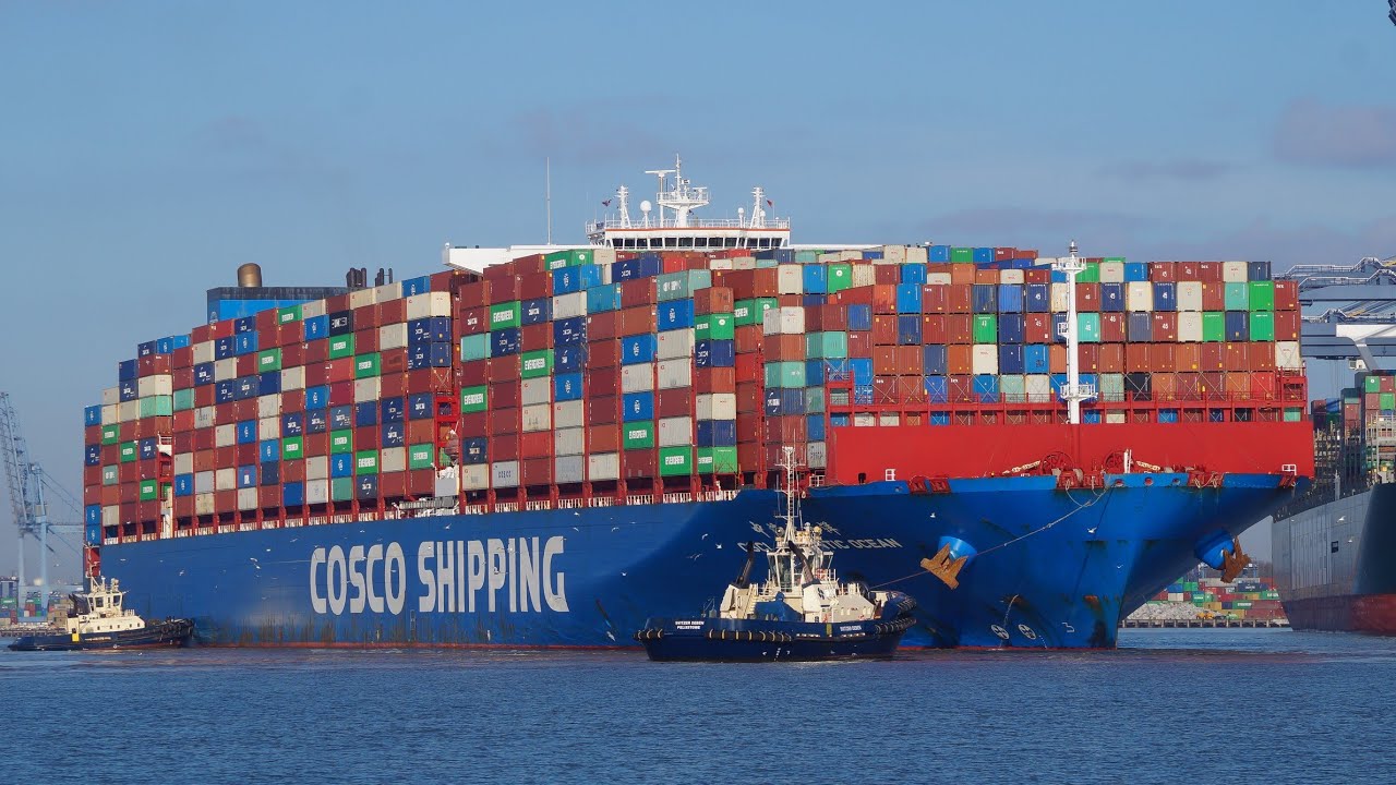 CSCL ATLANTIC OCEAN - Container Ship - Shipspotting Port of Felixstowe ...