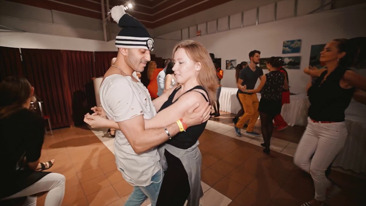 Bachata Dance - Party Dance - YouTube