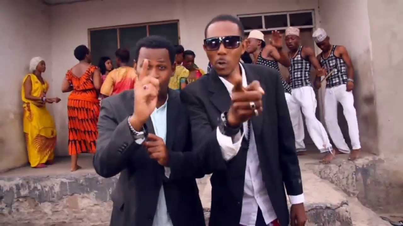 AT & Cholo Ganuni - Atentera.(Official Video) - YouTube