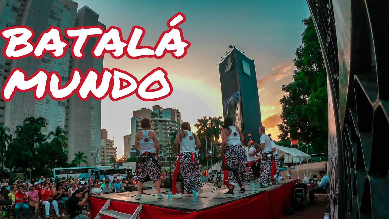 Batalá Mundo/México. Desfile en Acapulco. - YouTube