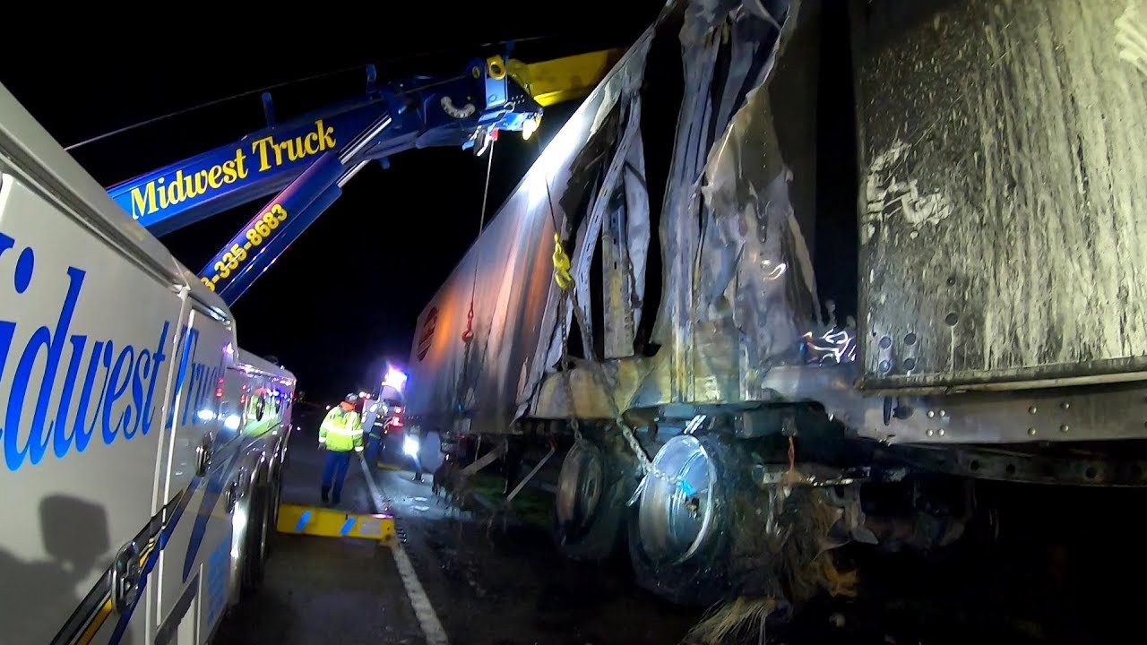 Burn Out ... Loaded Semi Trailer Fire - YouTube